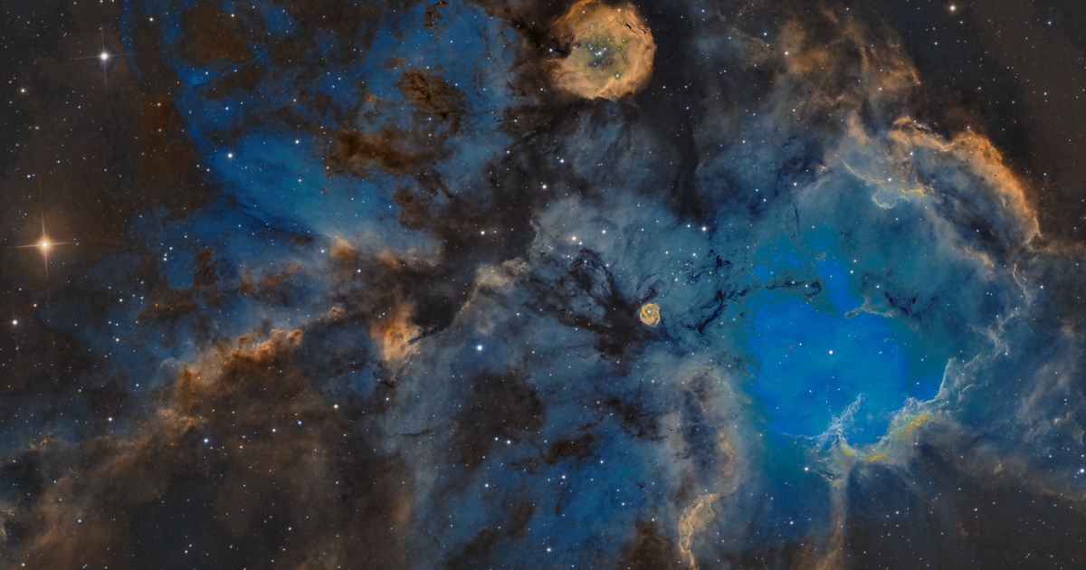 RCW16 - Skull and Crossbones | Telescope Live