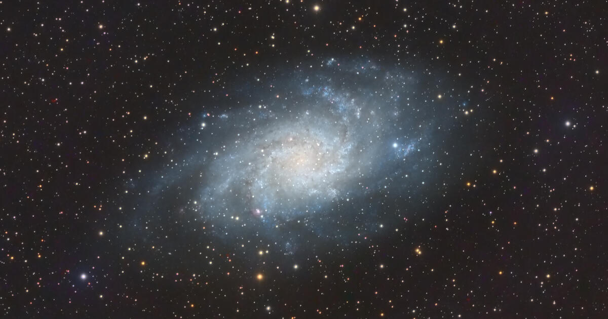Triangulum - Messier 33 | Telescope Live