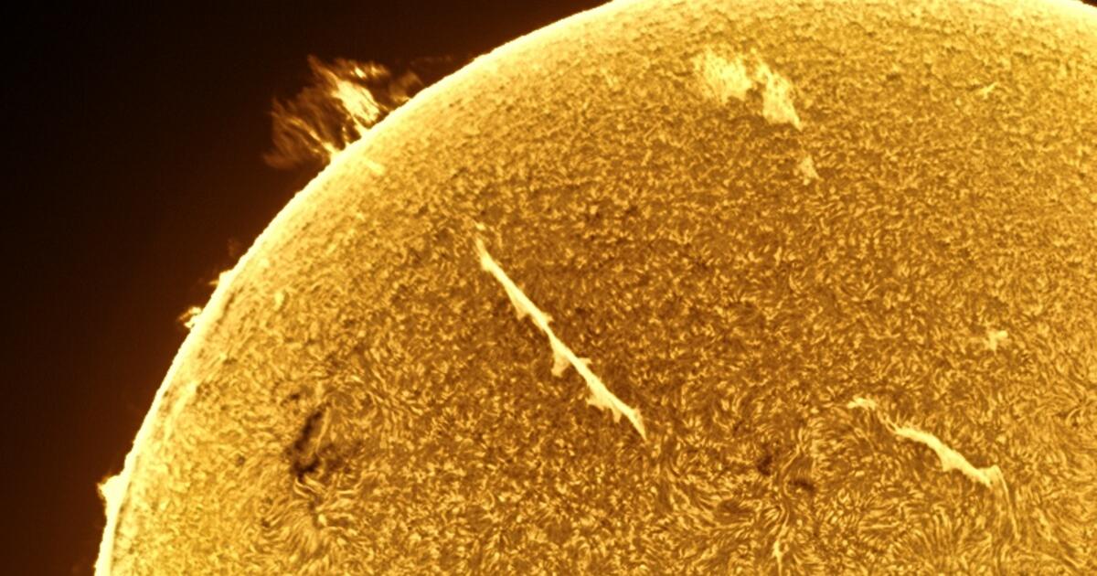 Sun long filament with PixInsight | Telescope Live