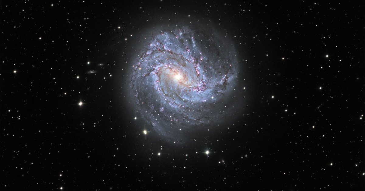 M83 | Telescope Live