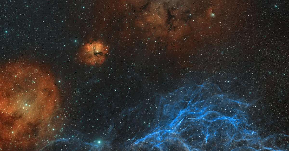 RCW32 (A Heavenly Masterpiece) | Telescope Live