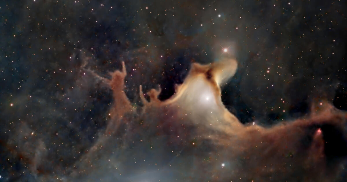 VDB141 - Ghost Nebula | Telescope Live