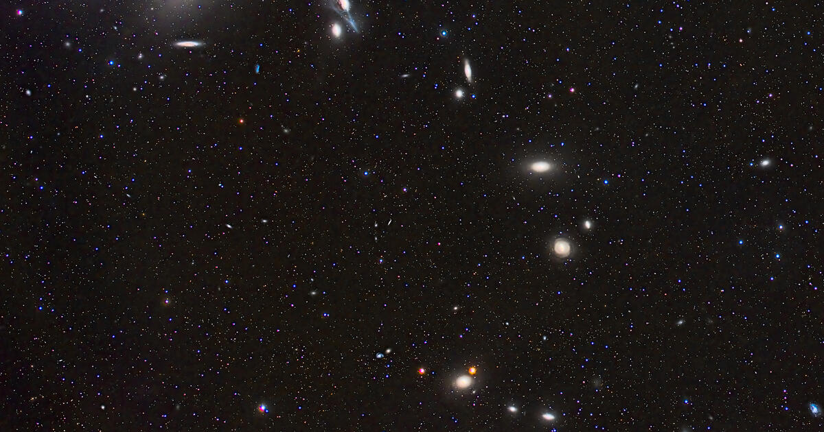 Markarian's Chain | Telescope Live