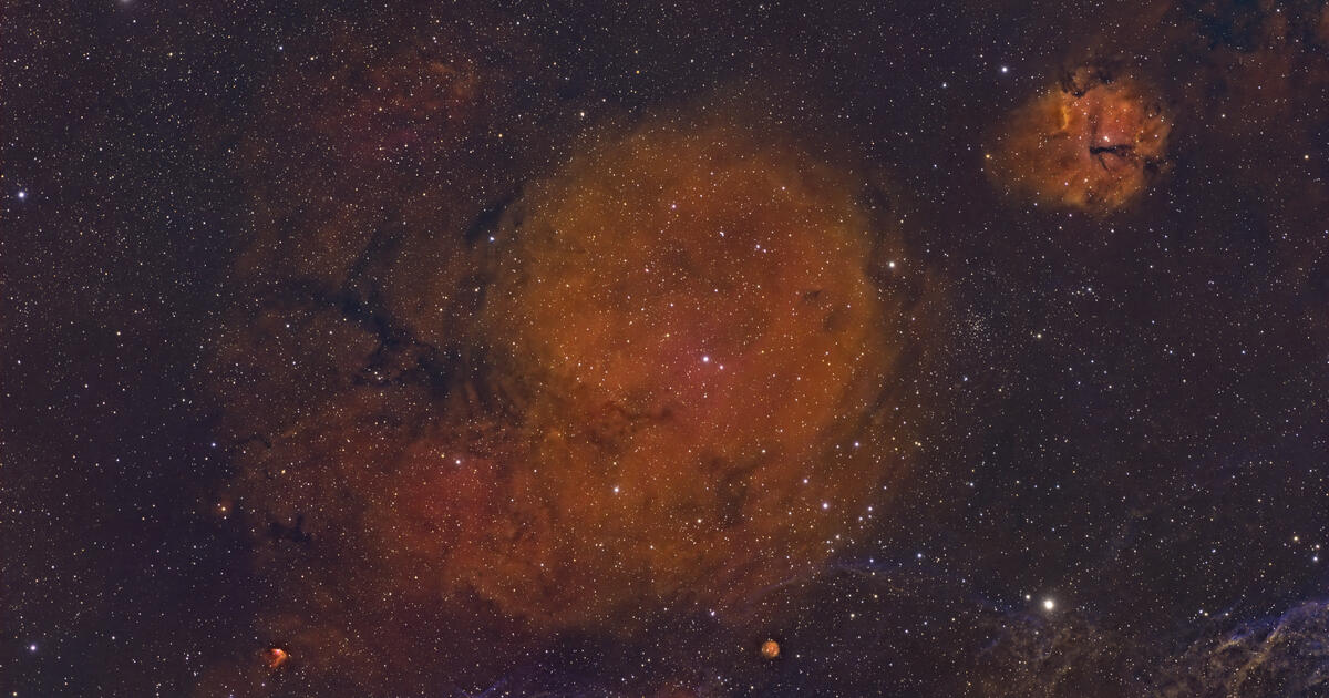 RCW33 | Telescope Live