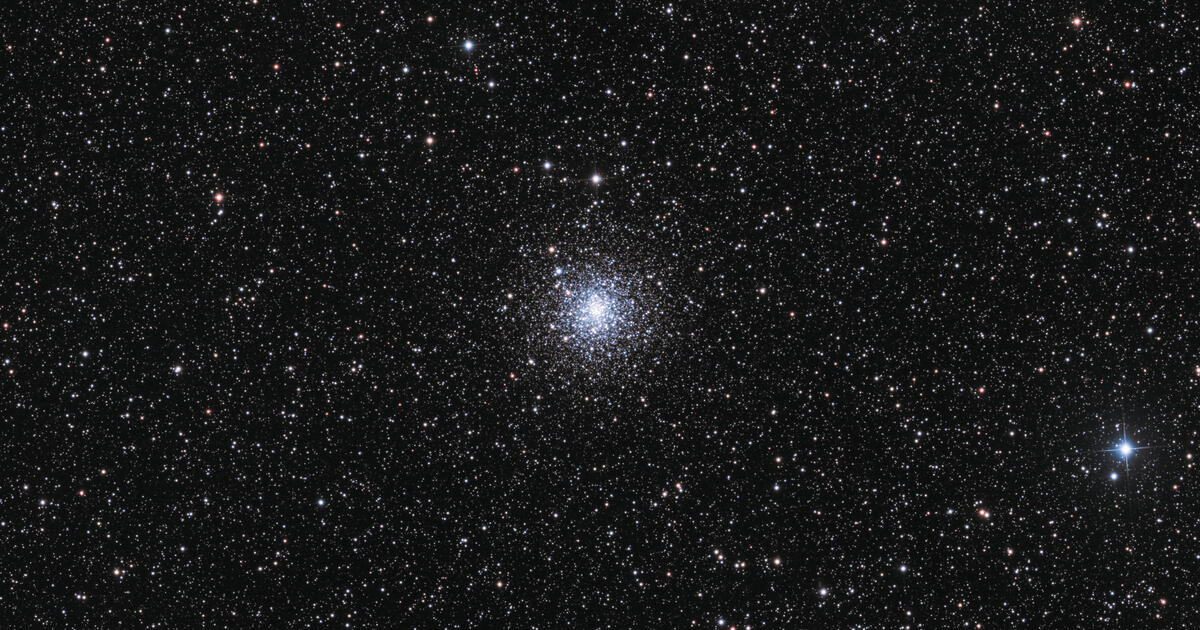 Messier 70 | Telescope Live