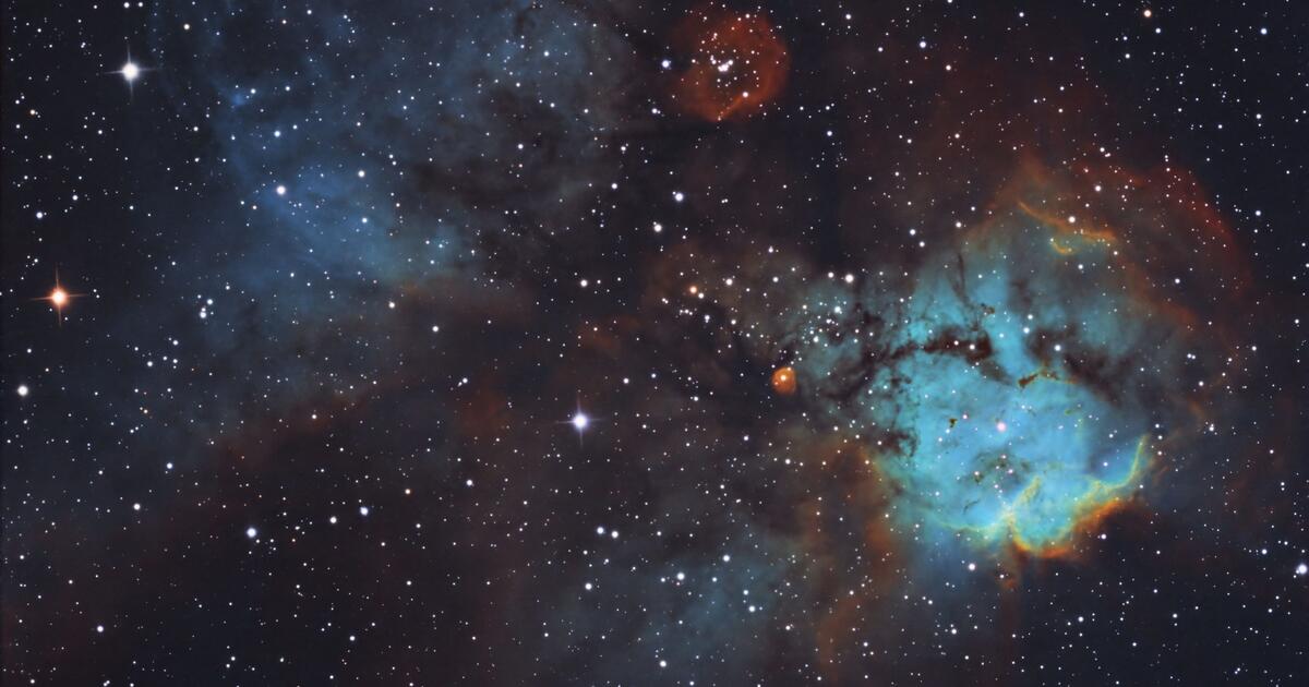 RCW 16 | Telescope Live