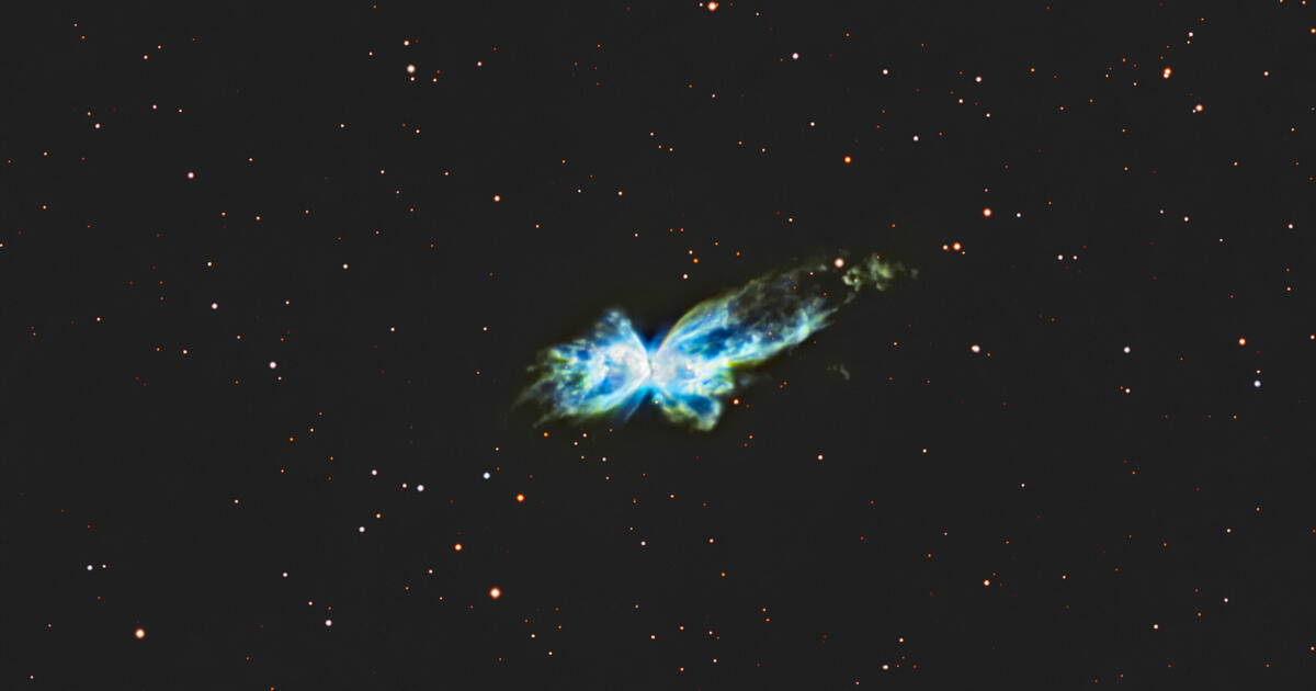 The Beautiful Butterfly Nebula (NGC 6302) | Telescope Live