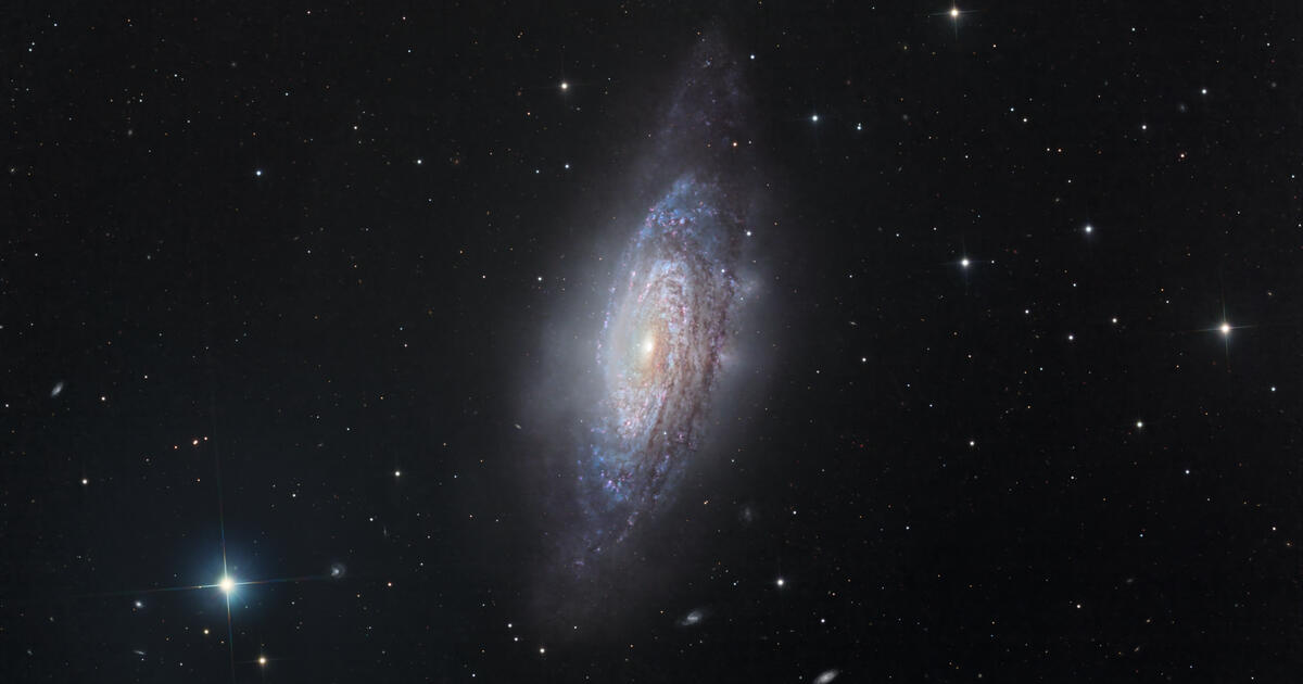 Supernova in NGC 3521 (with additional data) | Telescope Live