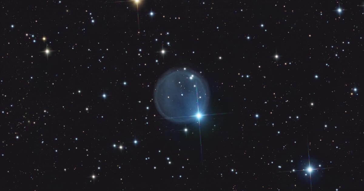 Abell 33 Diamond Ring nebula | Telescope Live