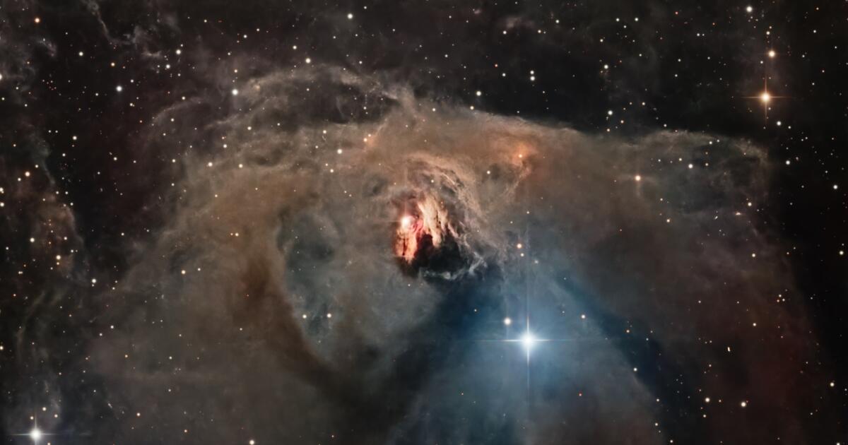 NGC 1555 | Telescope Live
