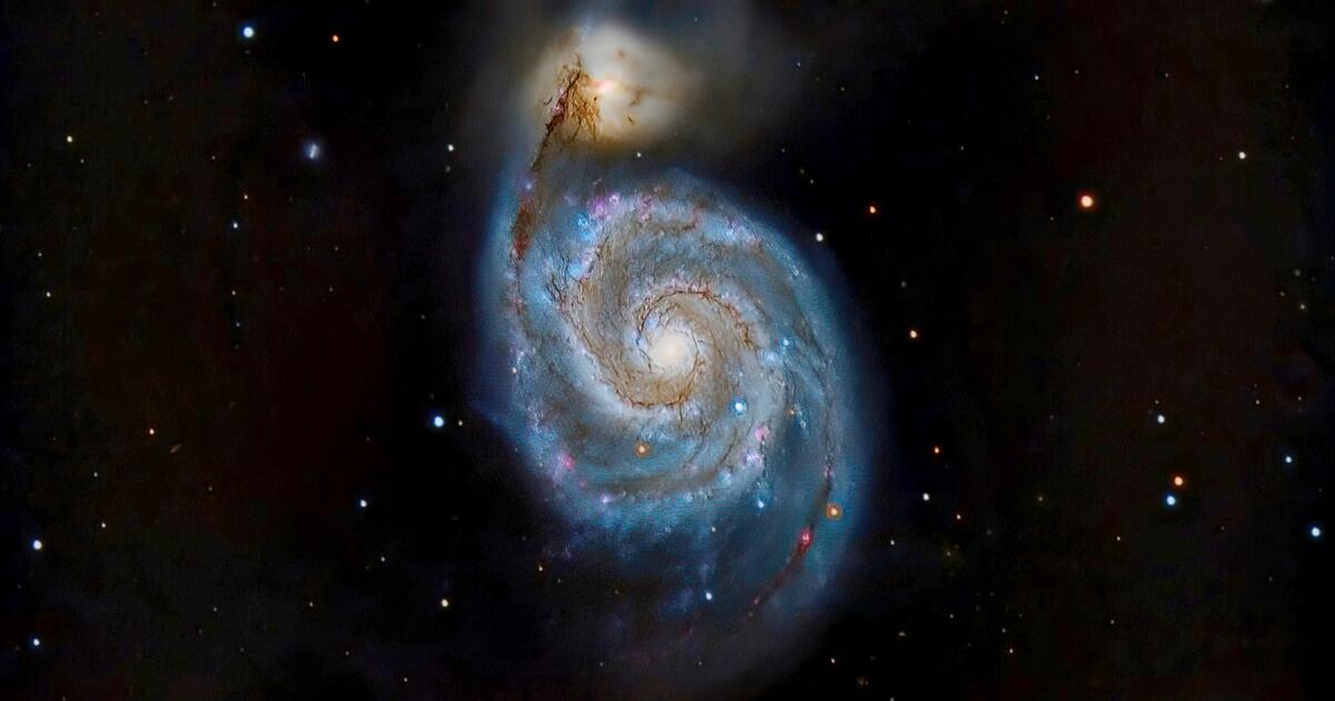 Lovely Colliding Galaxies M51/NGC 5195 | Telescope Live