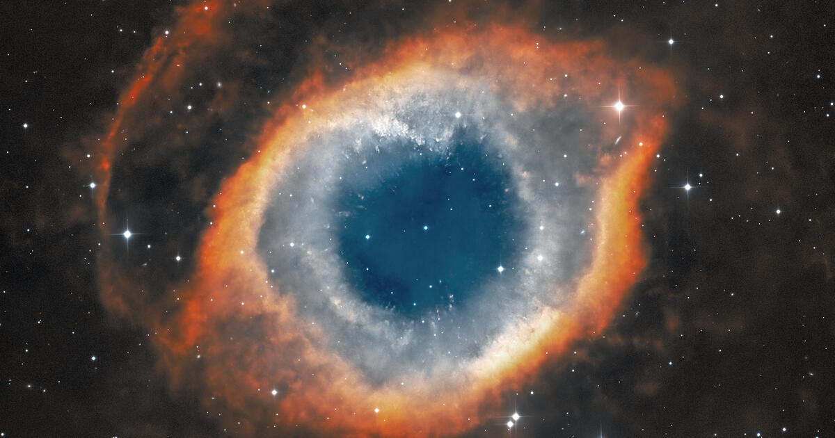 NGC7293 Helix Nebula | Telescope Live