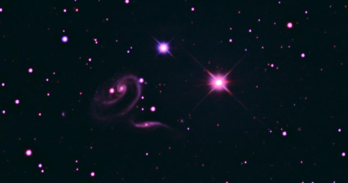 ARP 273 - A galactic rose | Telescope Live