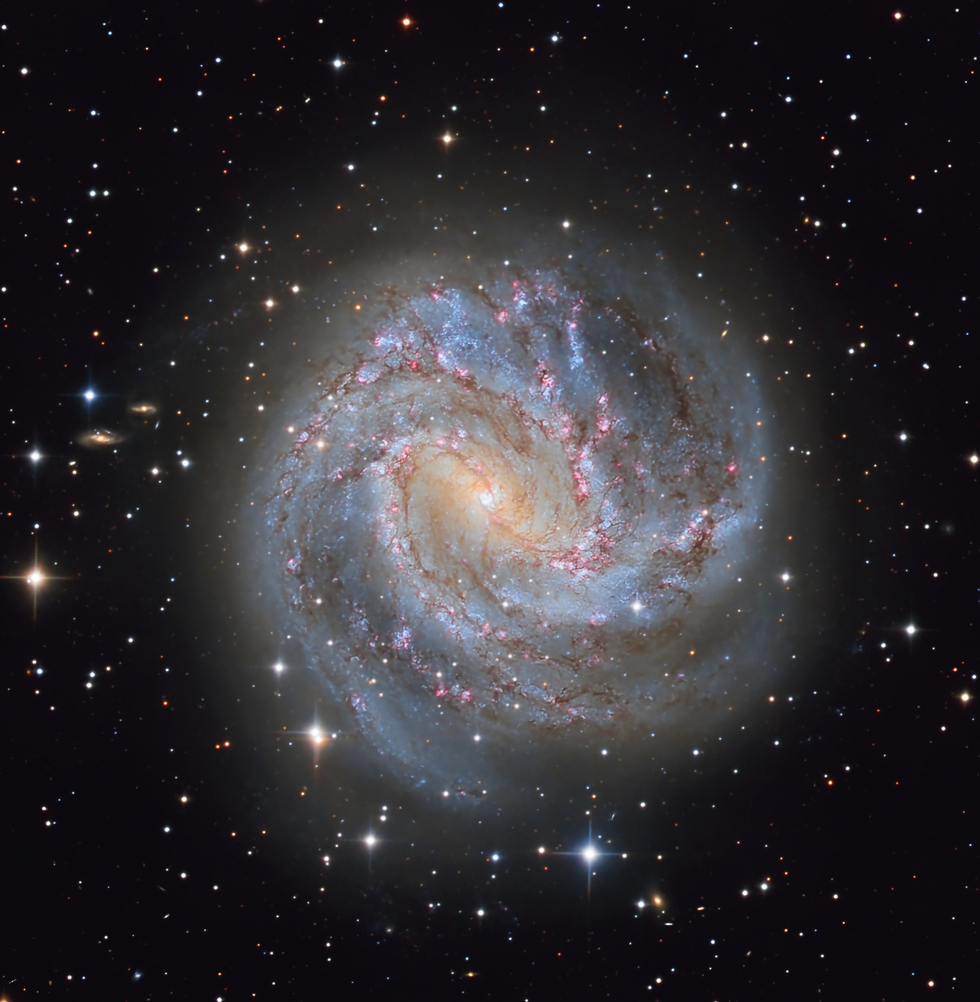 M 83 The Southern Pinwheel Galaxy LRGB | Telescope Live