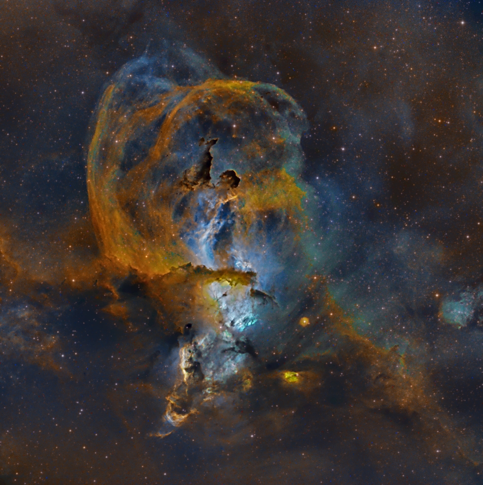 Sky's liberty - NGC 3576- | Telescope Live