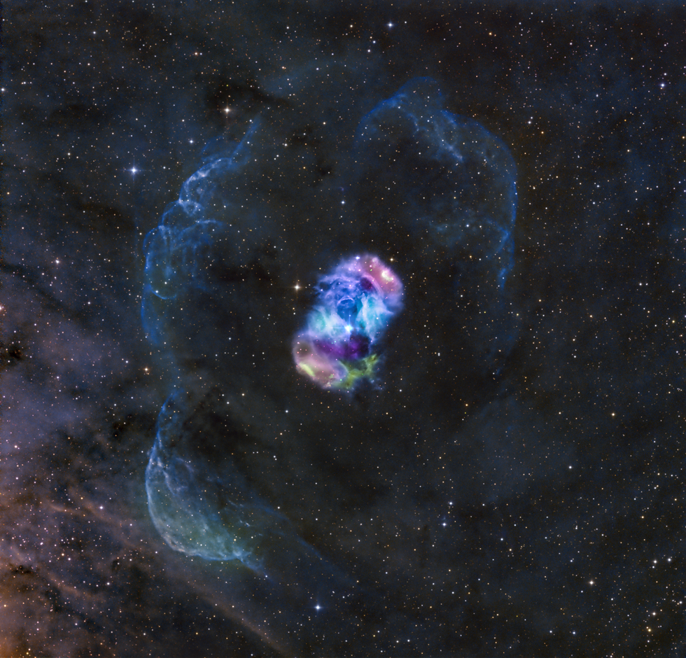 The Dragon's Egg - NGC 6164 & 6165 | Telescope Live