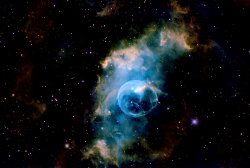 NGC 7635 - THE BUBBLE NEBULA | Telescope Live