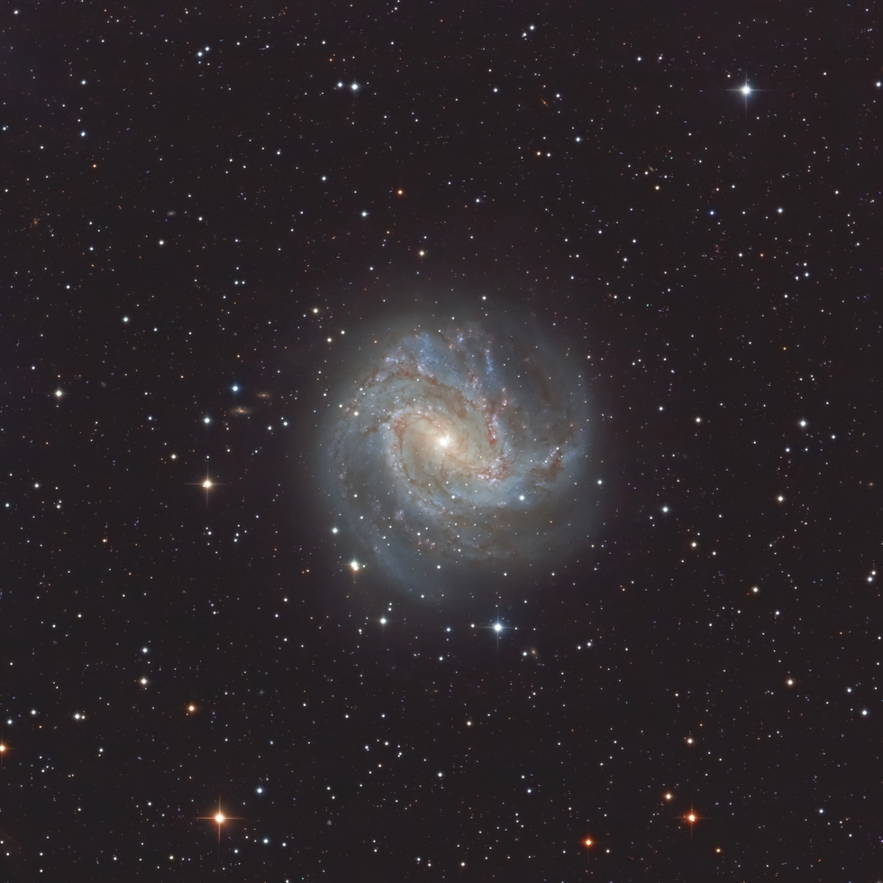 M83 | Telescope Live